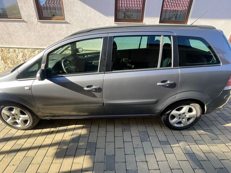 \\OPEL ZAFIRA B 7 LOCURI// Unic proprietar Bacau • OLX.ro