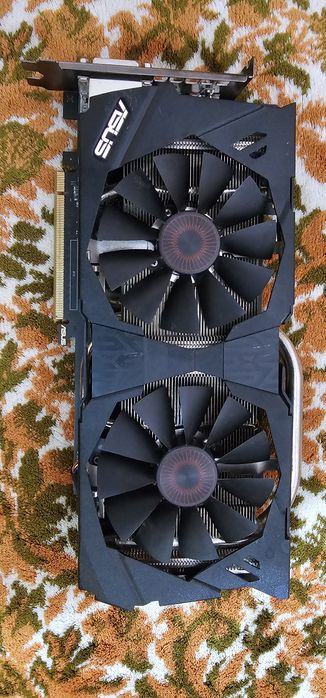 Placa video ASUS GeForce GTX 970 STRIX OC 4GB GDDR5 256-bit la 300 ron Oradea • OLX.ro