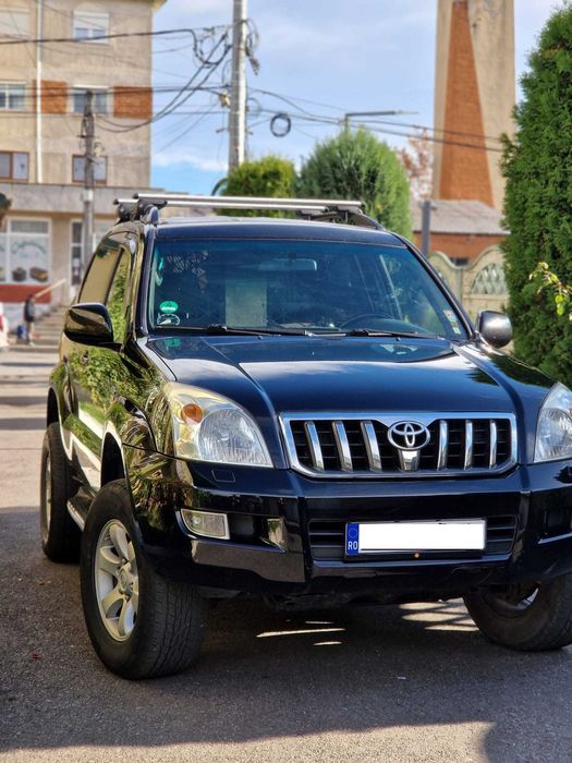 Toyota Land Cruiser 120 3 uși Autoutilitara Curtea de Arges • OLX.ro