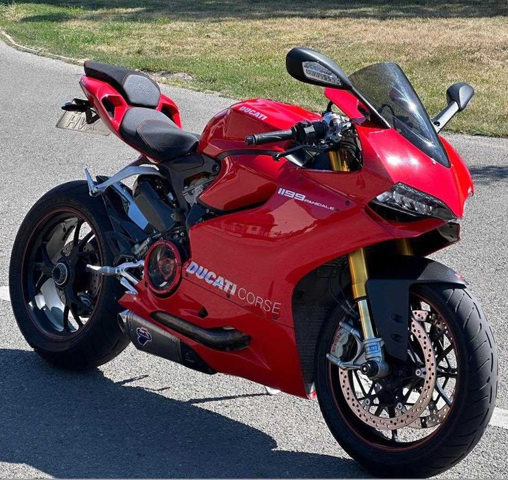 Ducati Panigale 1199 S - Stare impecabilă, echipament full Oradea • OLX.ro