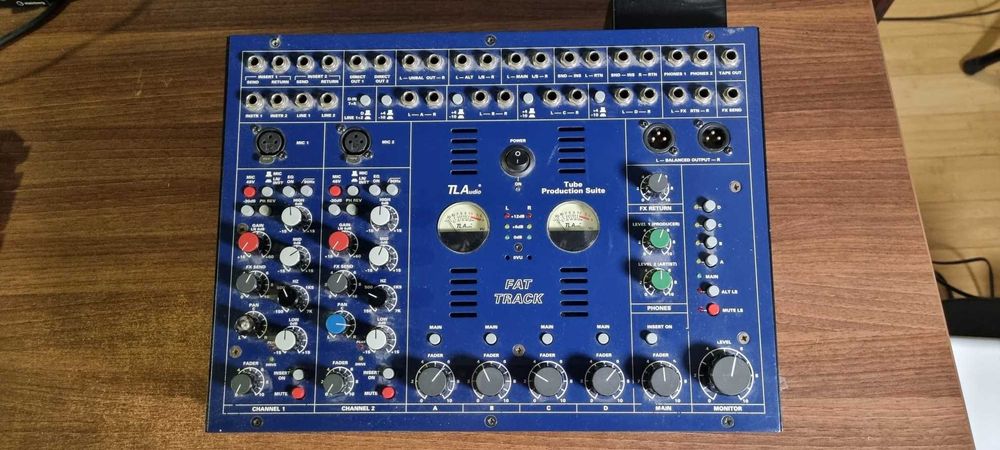 Vand mixer sumator ( summing mixer) pentru studio TL Audio Fast Track ...