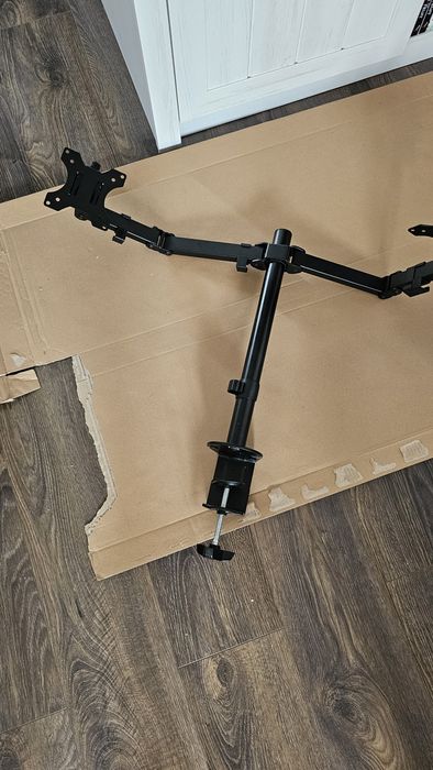 Suport monitoare monitor Brasov • OLX.ro