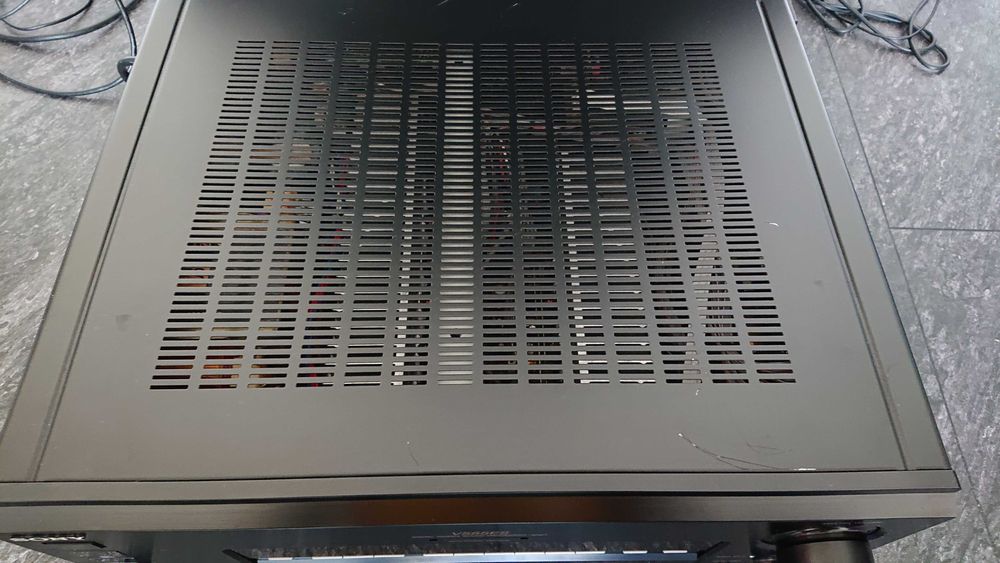 Sony STR-V555ES Receptor A/V cu Dolby Digital și DTS SONY ES RECEIVER ...