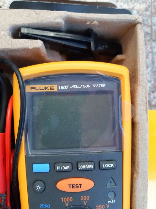Fluke multimetru tester digital nou Saliste • OLX.ro