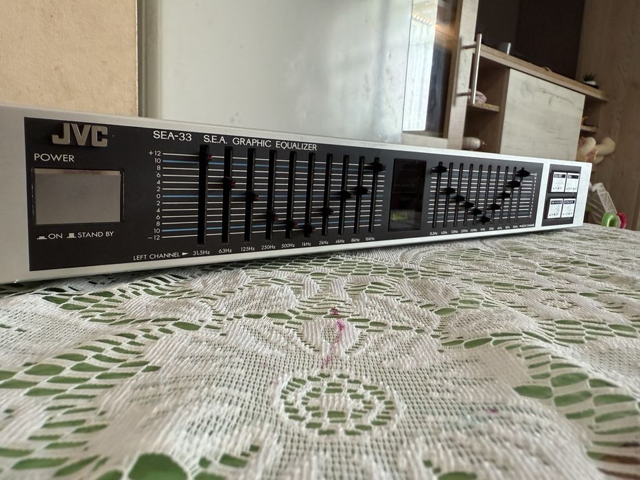 Еквалайзер JVC - SEA33 гр. Шумен 2-ри корпус • OLX.bg