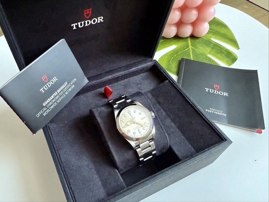 Ceas Tudor Black Bay autentic Pitesti • OLX.ro