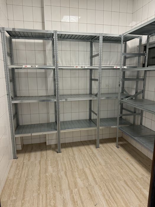 rafturi metalice modulare ' Casa si gradina ' OLX.ro