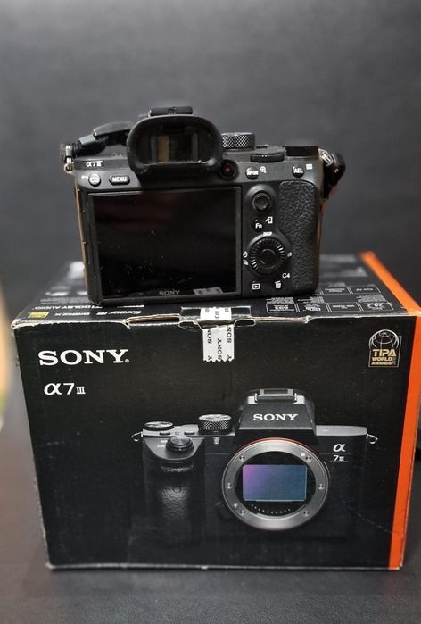 Sony A7 III Body Aparat Foto Mirrorless 24MP Full Frame 4K Brasov • OLX.ro