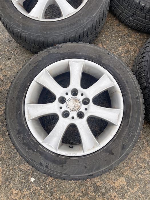 Set 4 jante 16’ Audi A4 B8, A5 cu anvelope iarna 205 60 16 Baciu • OLX.ro