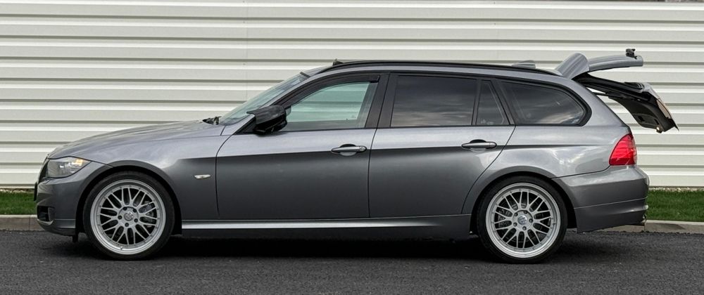 BMW Seria 3 E91 LCi 2012/ 2.0d/ 184cp/ Euro 5/ Panoramic / Bi-Xenon ...