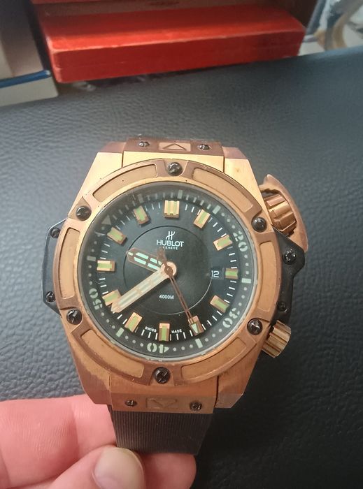 Hublot 4000m diver automatic гр. Разград Абритус • OLX.bg