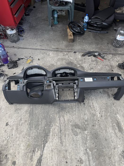 Арматурно табло bmw e90 e91 e92 e93 бмв е90 е91 е92 е93 табло гр. Плевен м-т Орлето • OLX.bg