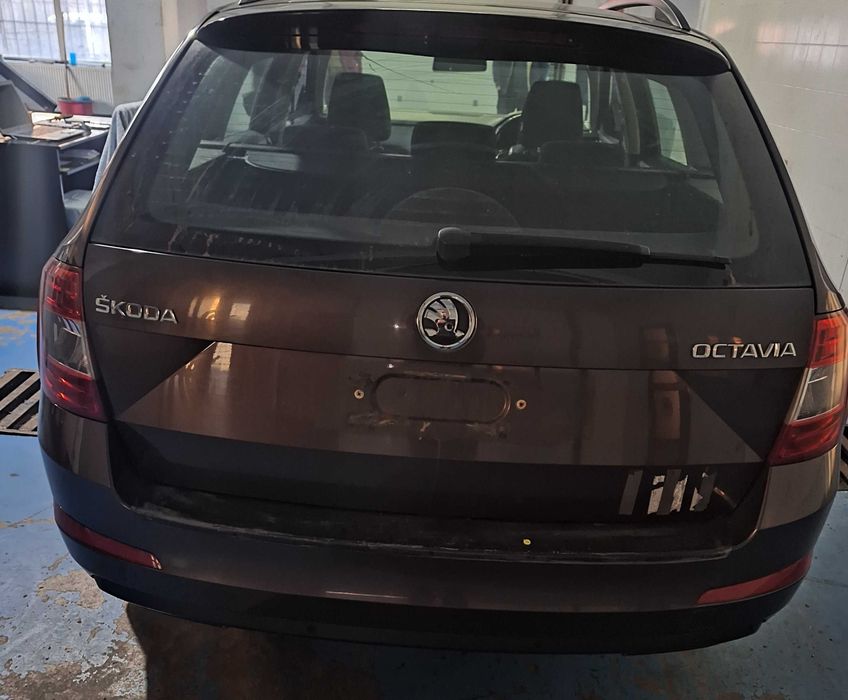 Dezmembrez SKODA OCTAVIA 3 break/ combi 1.6 tdi cod culoare LF8Z ...