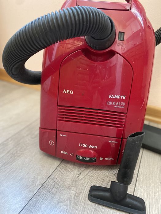 Прахосмукачка AEG гр. София Надежда 2 • OLX.bg