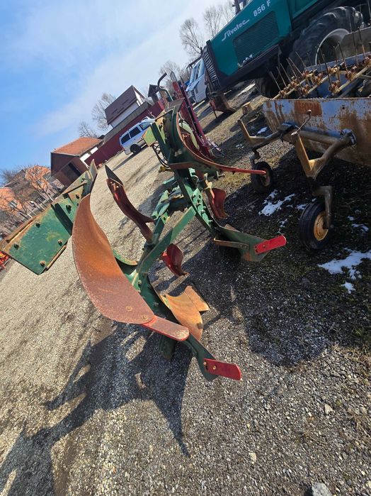 Plug in tiranti la tractor REVERSIBIL mecanic fara cilindru 2 brazde ...