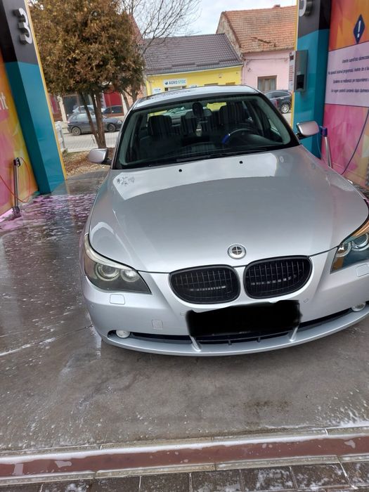 Vand masina BMW seria 5 Lipova • OLX.ro