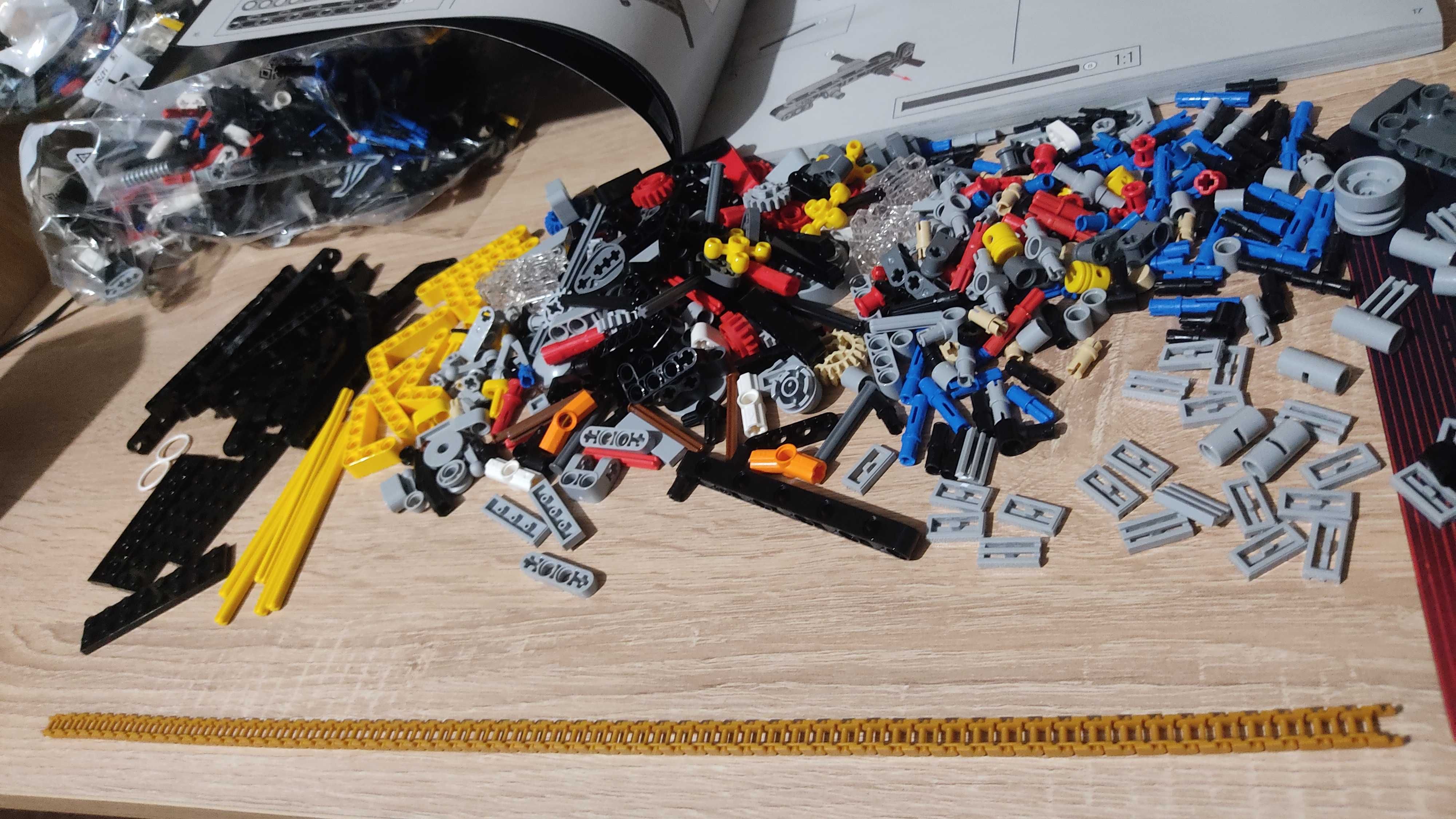 Лего Конструктор / Lego Technic 42130 BMW M1000RR / Мотор гр. Своге ...