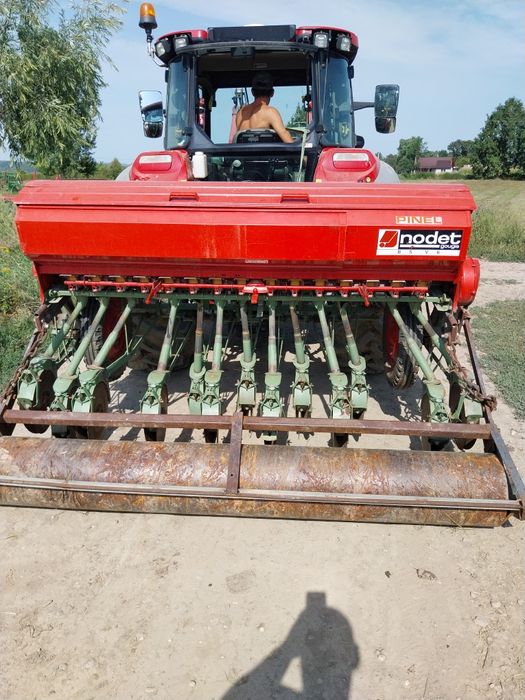 Vând semanatoare păioase si seminte mici Nodet Satulung • OLX.ro