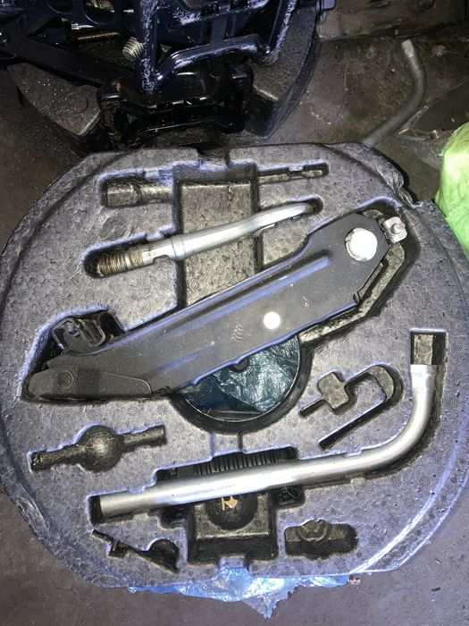 Kit Roata Pana Rezerva Slim Vw Golf 6 7 Skoda Seat Audi 125 70 R16 ...