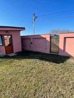 Teren Otopeni intre case, toate utilitatile,asfalt Odaile • OLX.ro