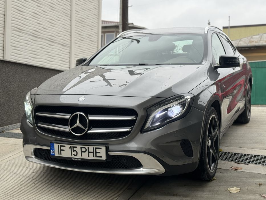 Mercedes GLA 220d 4Matic (4x4) EDITION 1 AMG•7Getronic•Variante ...