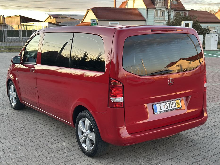 Vand Mercedes Vito Tourer 9 Locuri Euro6 Oradea • OLX.ro