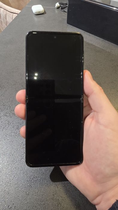 Samsung Z Flip 3 256GB 8GB Negru Voluntari • OLX.ro