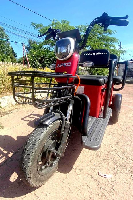 Tricicleta electrica, 2 persoane, APEC APM5, rosu 25 km/H, SuperBox ...
