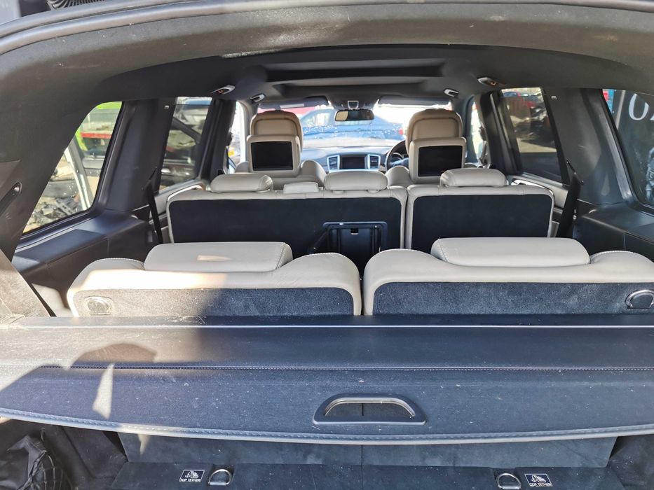 Dezmembrez mercedes GL X166 GL 63 amg/bara fata amg/frane amg/interior ...