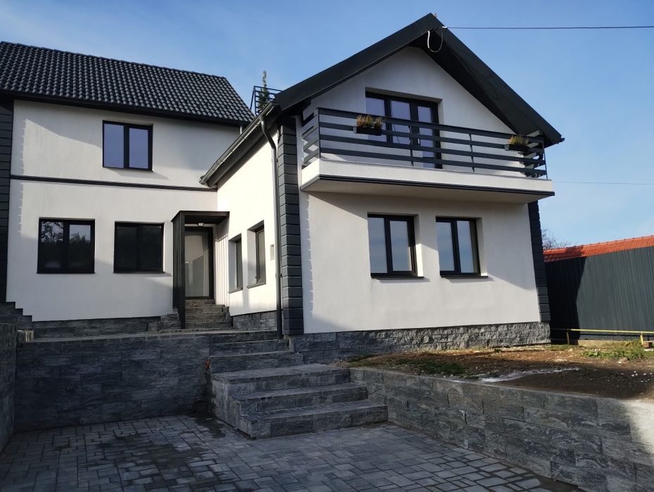 Casa ,vila ,intrare in Sacele,direct proprietar Sacele • OLX.ro