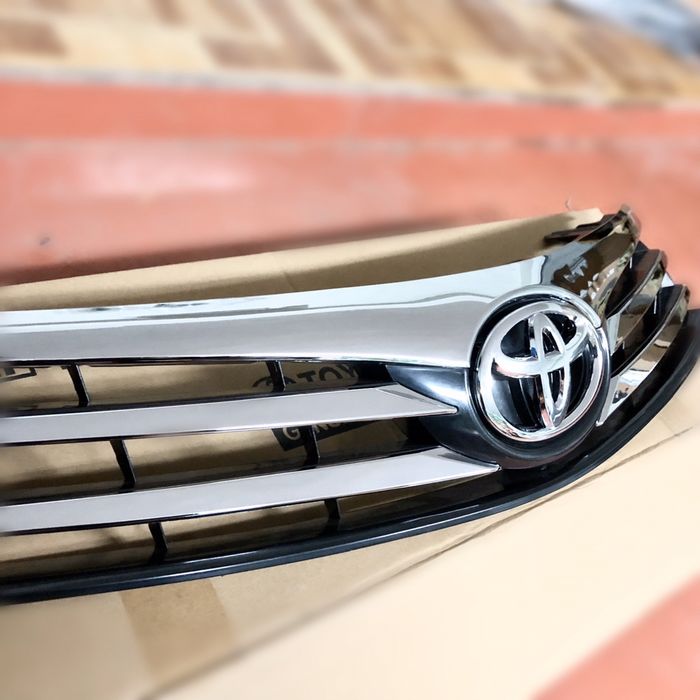 Решетка радиатора Королла Е180 Corolla 13-16 - Кузовные детали Астана ...