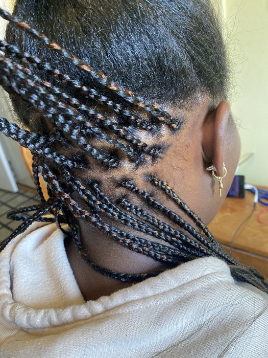 Codite braids, cornrows, dreaduri twist, ponytail, Bucuresti Sectorul 5 ...