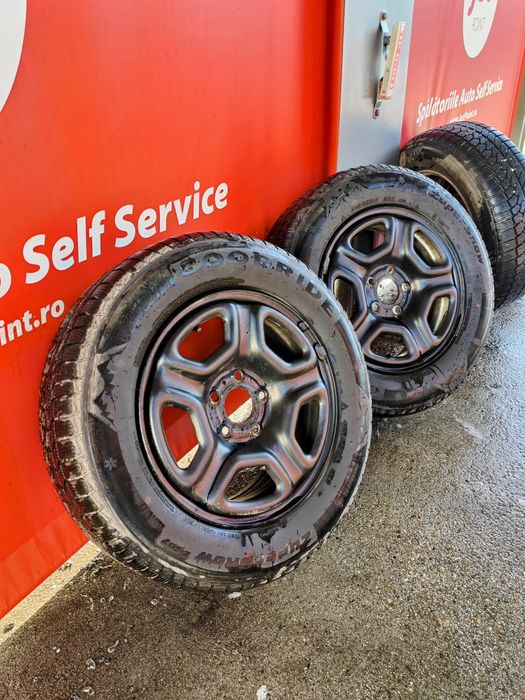 Jante Dacia Duster 2 pe 16" 5x114,3 CAUCIUCURI NOI DE IARNA!!! Targu Jiu • OLX.ro