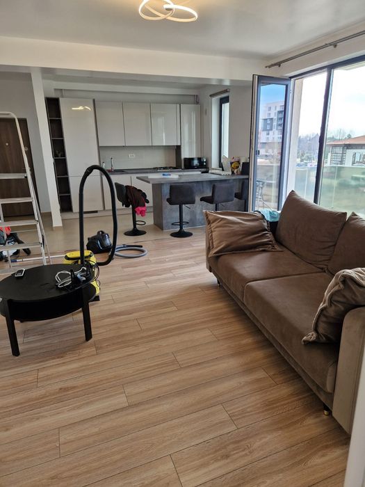 Fac curățenie profesionala la domiciliu Bucuresti Sectorul 4 • OLX.ro