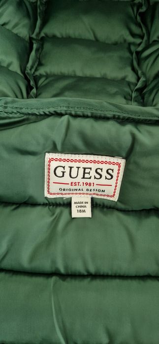 Преходно яке Guess гр. Русе Център • OLX.bg