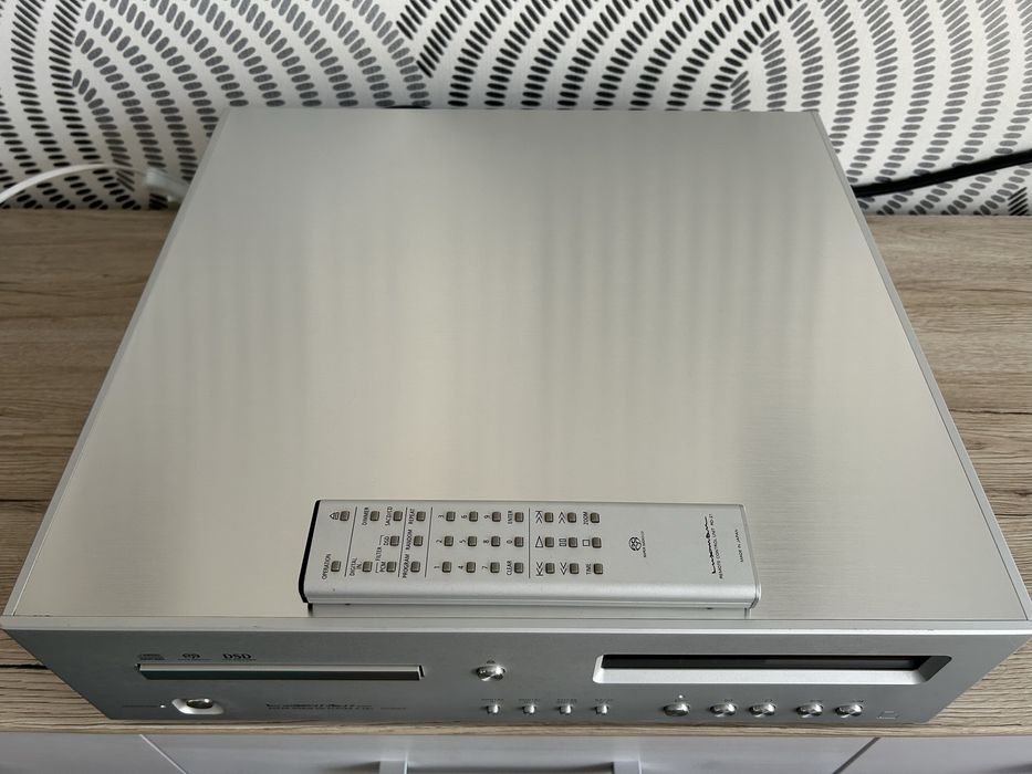 LUXMAN D-06u - SA-CD Player & DAC (USB input/DSD) - 4K Video Demo ...