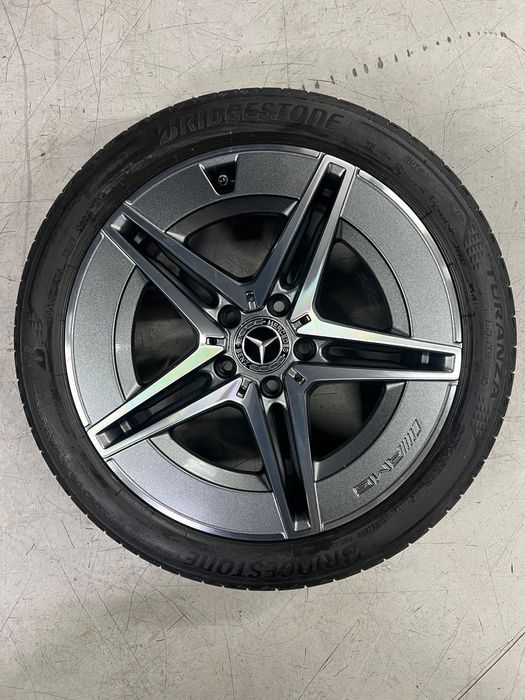 Jante OEM Mercedes AMG C-class/A-class/CLA R18 Radauti • OLX.ro