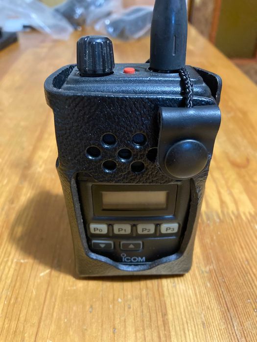 Продавам Icom IC F61 ATEX UHF гр. Бургас Акациите • OLX.bg