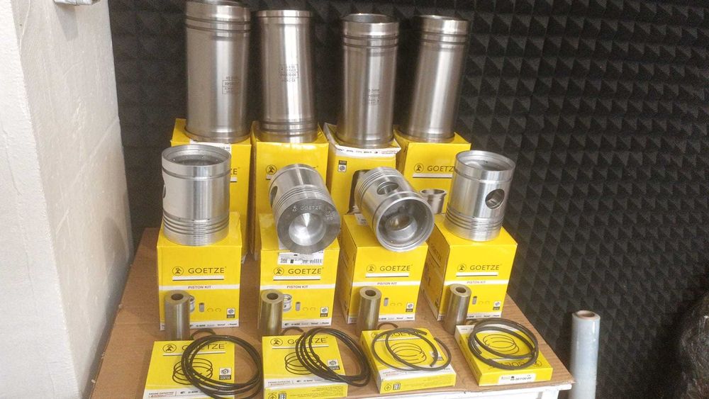 Set motor pentru tractor U650 goetze Bacau • OLX.ro