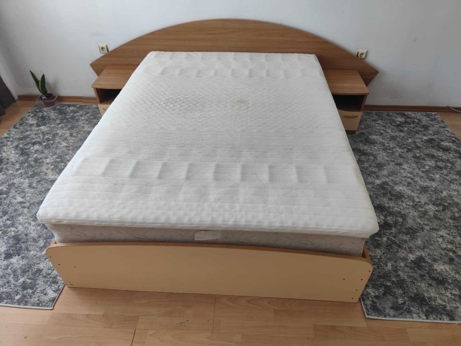 Спалня с матрак 160 на 200 гр. Несебър • OLX.bg