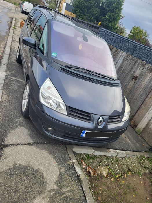 Vand Renault Grande Espace 7 locuri Diesel 2.0 dci Slatina • OLX.ro