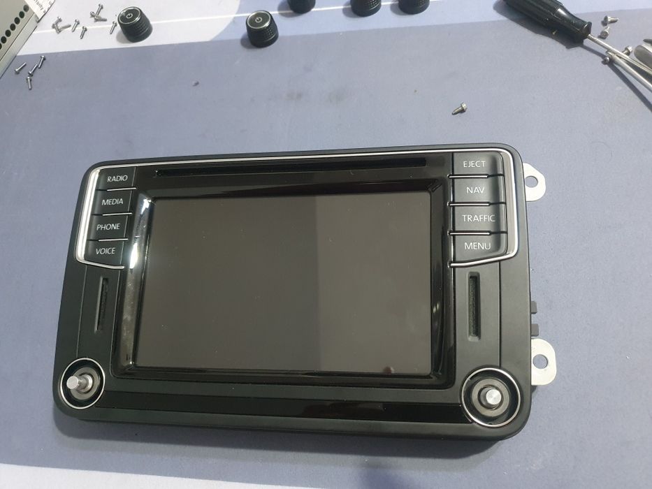 Display, touchscreen, MIB2 PQ, reparatie Focsani • OLX.ro