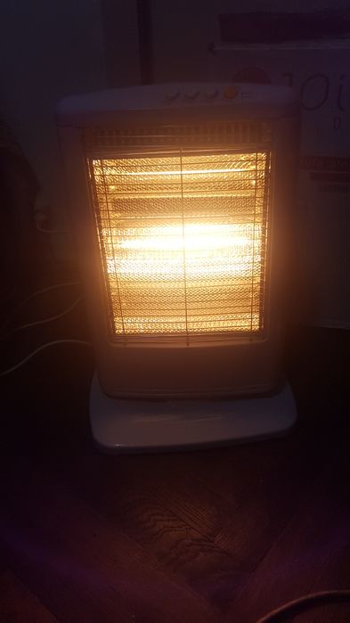 160 Lei. Nou. Nefolosita. Aeroterma 1200 Watt. 3 trepte cald. Italia ...