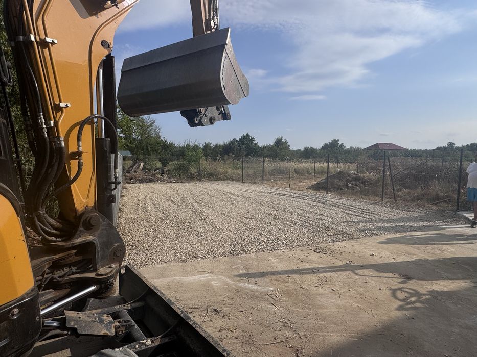 Inchiriez miniexcavator, Bobcat , Cilindru Compactor ! Mogosoaia • OLX.ro