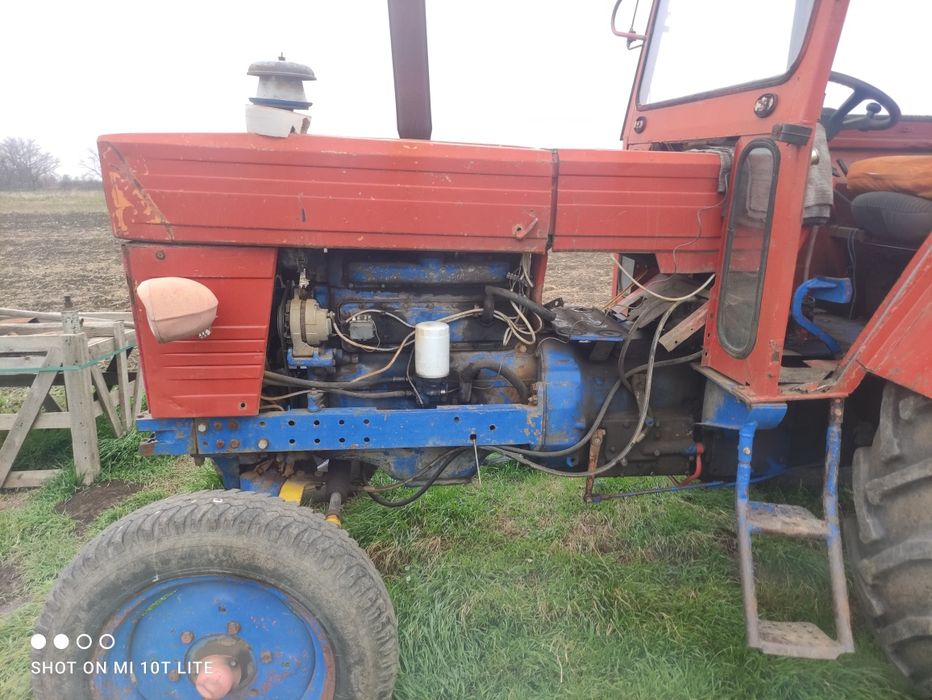 Tractor U 650 de vanzare Slobozia • OLX.ro