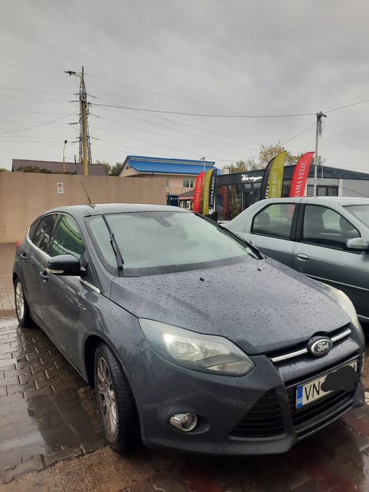 Ford Focus mk 3 titanium 1.6 gpl 2012 Focsani • OLX.ro