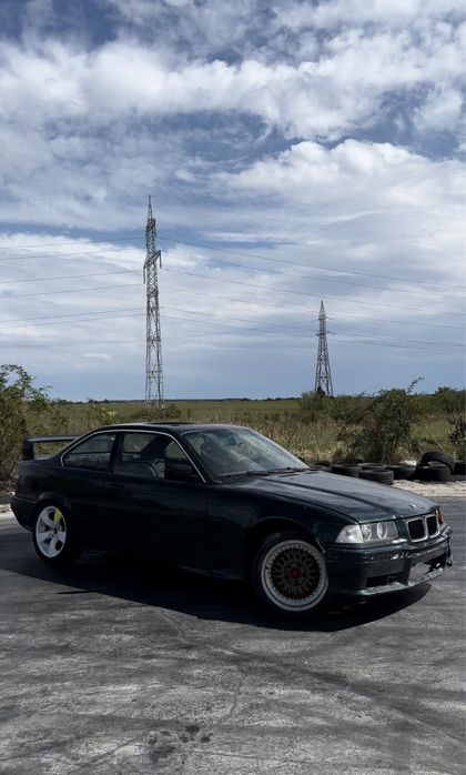 Bmw e36 3.0i de drift Chitila • OLX.ro