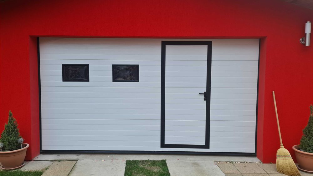 Usa garaj sectionala,usi garaj automate cu montaj in moreni Moreni • OLX.ro