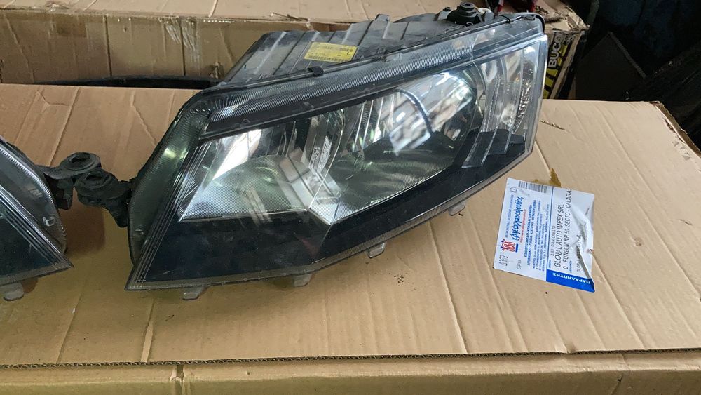 Faruri Far Skoda Octavia 3 2013 , 2014 , 2015 2016 far stanga dreapta Ilfov Popesti-Leordeni ...