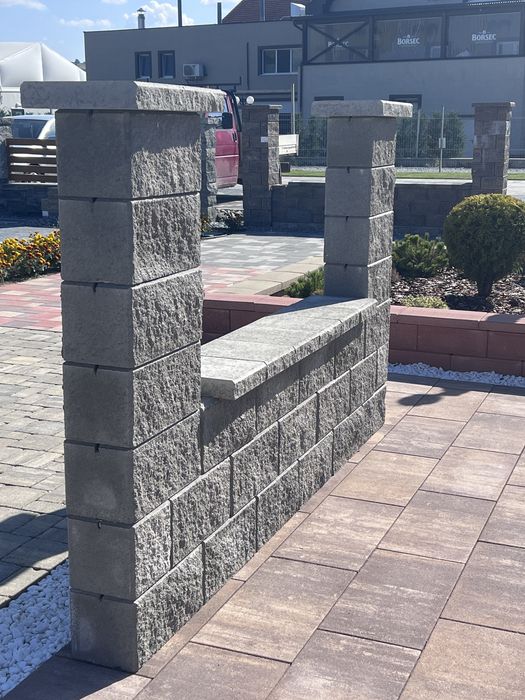 Boltar gard splitat finisat Odorheiu Secuiesc • OLX.ro